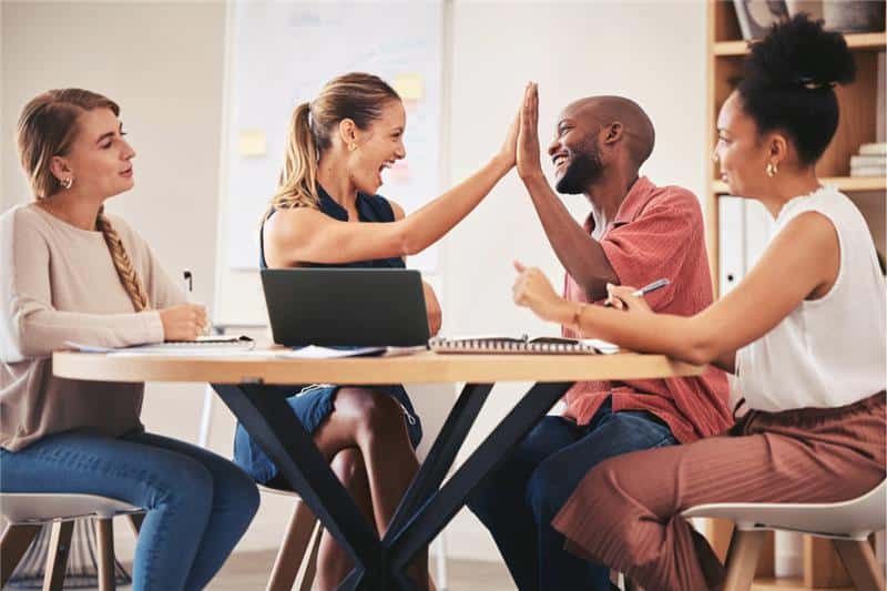 How to Be a Successful Inside Sales Rep: Key Tips & Skills